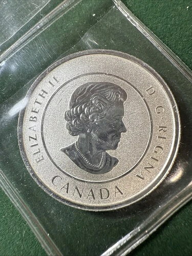 2015 CANADIAN MINT Silver Proof Coin $20 BUGS BUNNY KM # 1981商品について原産国：カナダ流通/未流通：未流通額面：20ドル材質：銀発行年：2015年グレード：未鑑定KM番号：198...