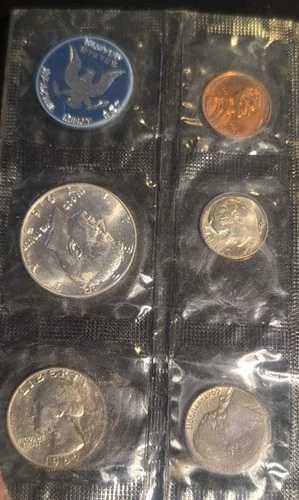1965 Special Mint Proof Set in Sealed Cello from US Mint No Paperwork商品について額面：.50、.25、.10、.05、.01流通/未使用：未使用材質：銀発行年：1965年...
