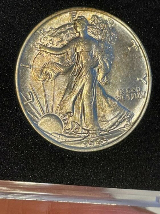 Uncirculated 1943 Philadelphia Mint Silver Walking Liberty Half商品について販売者コメント「素晴らしい光沢、黄金色に輝き始めています」流通/未流通額面 50セントコイン リバティ...