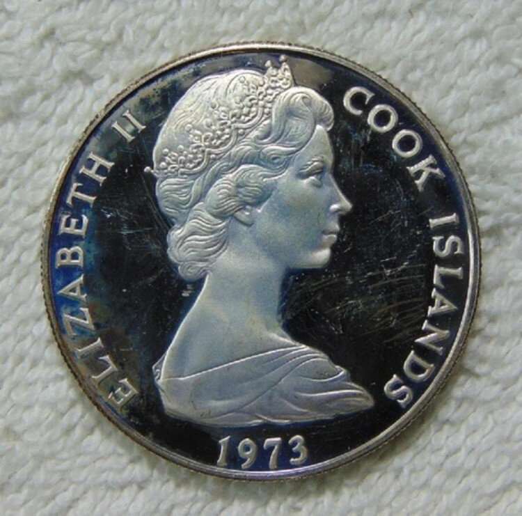 COOKS ISLANDS. ~ 1973 TWO AND ONE HALF-DOLLAR .925 SILVER COIN商品について販売者コメント「この美しいコインは多少の取り扱いはありましたが、それでもかなり状態が良いです。それに応じ...