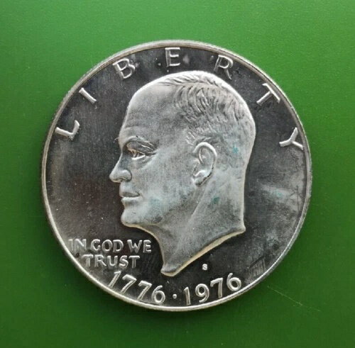 Silver Coin 1976 USA One Silver Dollar 25 Grams #1756商品について素材：シルバー原産国：アメリカ合衆国注意事項※以下の注意事項をご理解のうえ、ご購入ください■ 鑑定済みコイン・紙幣について...