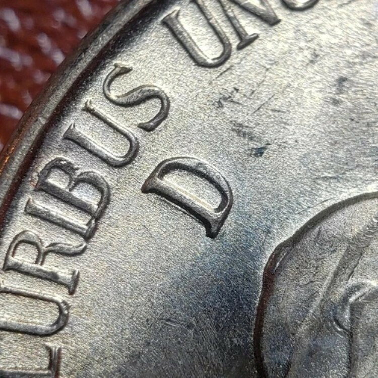 1945-D/D 5c Jefferson Silver War Nickel - RPM-003 - BU - SKU-Y5296商品について流通/非流通額面：5セントコイン：ジェファーソン・ニッケル組成：銀35%発行年：1945年鋳造方...