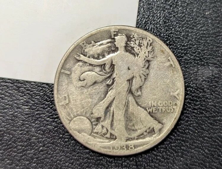 1938-D Walking Liberty Silver Half Dollar Semi Key Date Good商品について流通/非流通 流通額面 50セントコイン リバティ・ウォーキング組成 銀製造年 1938年製造国/地域 アメ...