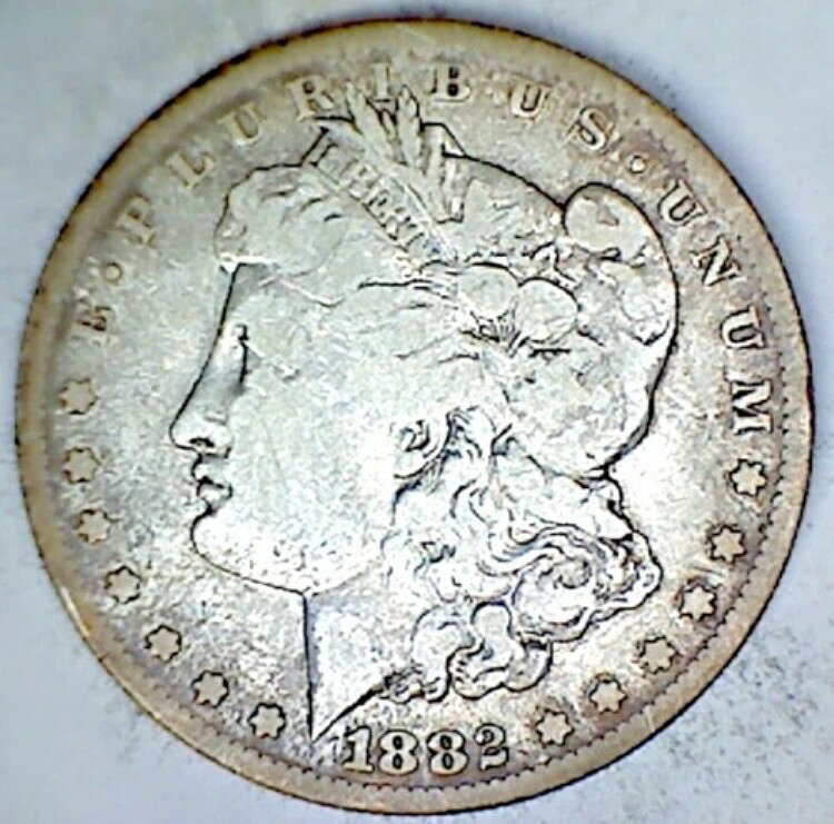 1882 S Morgan Silver Dollar商品について出品者からのコメント「写真をご覧ください。これは私の説明です。プラスチックケースに反射があります。カメラが…続きを読む出品者からのコメントについて額面 1ドル流通/非流通 流...