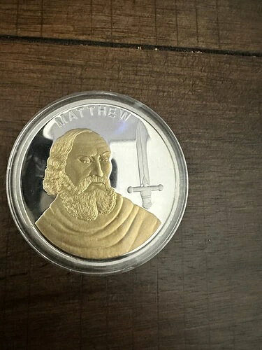 The Twelve Apostles - Matthew Commemorative Coin商品についてブランド：アメリカンミント流通/非流通：非流通種類：メダル材質：銀メッキおよび金メッキ宗教：宗教的製造国/地域：アメリカ合衆国注意事...