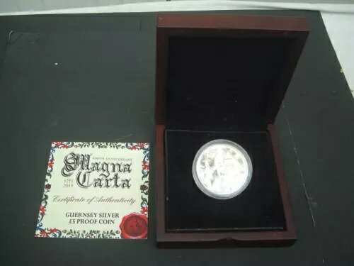 Guernsey. 2015 Silver (.925) Proof ?5 Pounds Magna Carta 800 th Anniv. Box COA商品について販売者コメント「素晴らしい。英国国内送料無料」発行年：2015年純度：0...