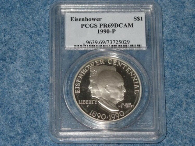 1990-P Eisenhower Commemorative Silver Dollar PCGS PR69DCAM B0140商品について流通/非流通 非流通額面 1ドル材質 銀発行年 1990年刻印の種類 プルーフ純度 0.9鋳造地 ...