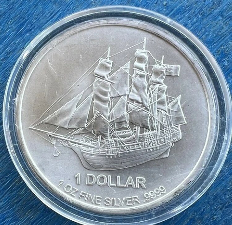 2015 Cook Islands Sailing Ship 1 Troy Oz .999 Fine Silver Collectible Coin Round商品について組成：銀形状：ラウンド型発行年：2015年純度：0.9999単位あた...