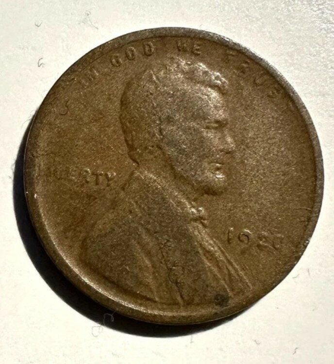 RARE! 1920 Wheat Penny No Mint Mark商品について額面：スモールセント流通/非流通：流通硬貨：リンカーン・ウィート材質：銅発行年：1920年色：BN打刻方法：ビジネス純度：0.75等級：未鑑定鋳造地：ミントマ...