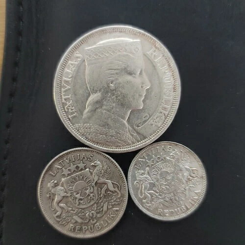 Latvia Silver 5 Lati 1929 / 2 Lati 1925/1 Lats 1924/.#575o商品について組成：銀年：1925年認証：未認証注意事項※以下の注意事項をご理解のうえ、ご購入ください■ 鑑定済みコイン・紙幣...
