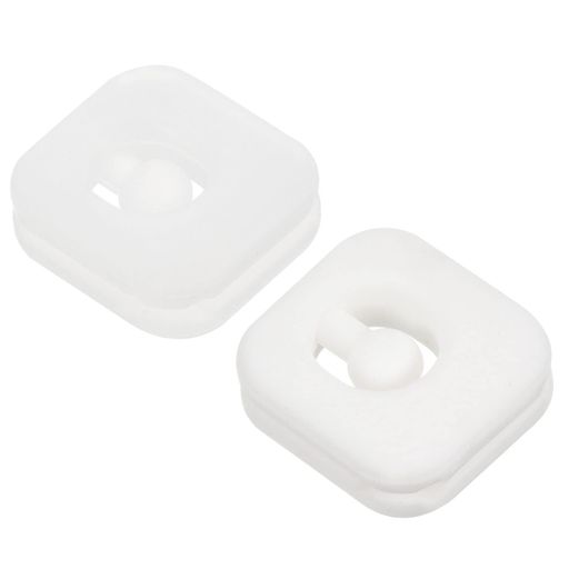 テニスダンパーはボールがストリングに当たることで発生する振動を効果的に低減し、快適性を高めます。このショックアブソーバーを装着することで、打った瞬間の振動の減少と残留音の変化がはっきりと実感できます。 素材:シリコーン;寸法:22mmx20...