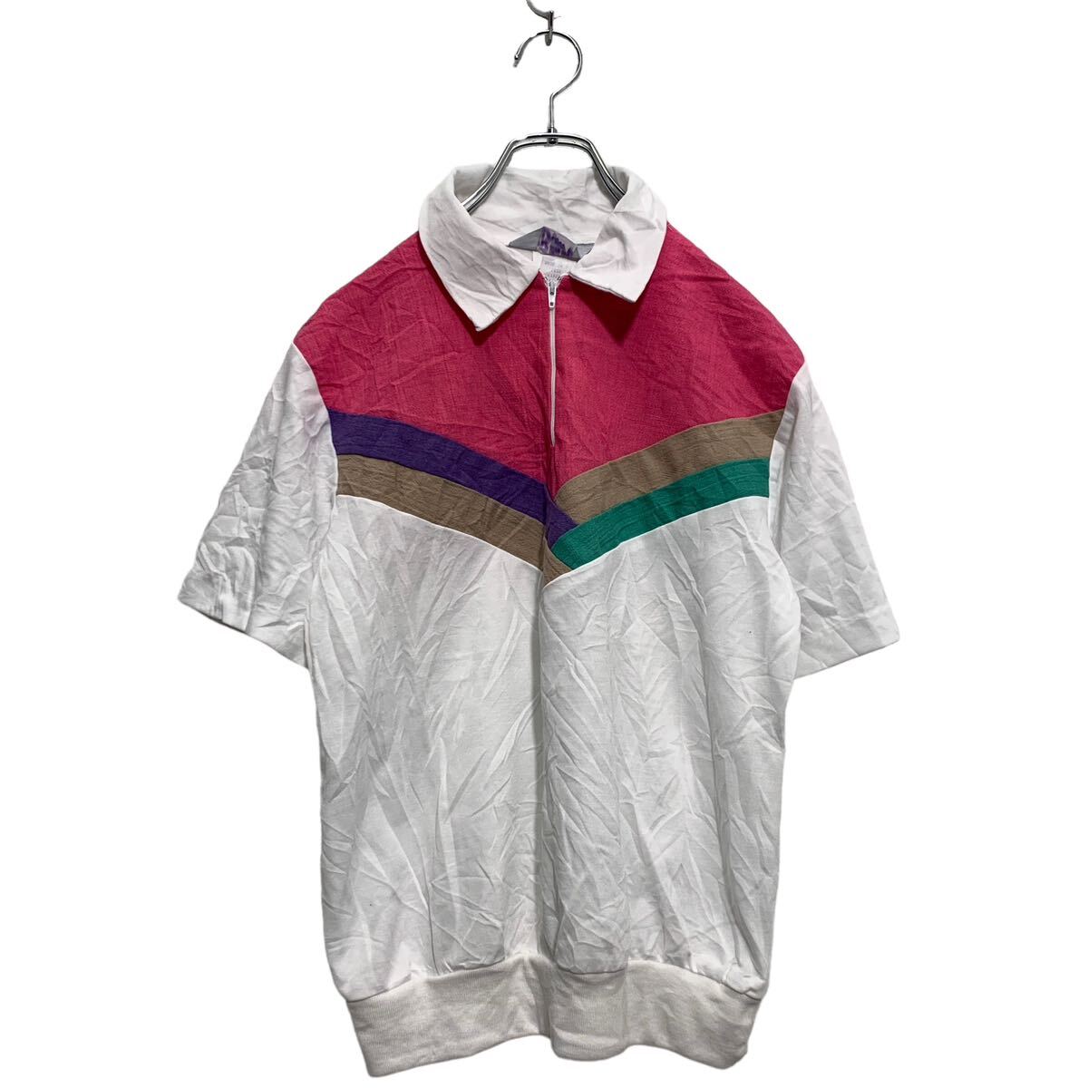 商品に興味をもって頂き、誠に有難うございます。恐れ入りますが最後までお読み頂き、ご了承の上ご購入下さい。アメリカから輸入した ポロシャツ の販売です。【商品説明】※色やデザインは画像をご覧ください。【サイズ】（海外規格の為、基本的には大きめ...