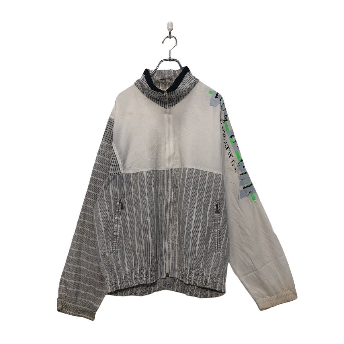 ★★複数点購入の場合は、1点分の送料で同梱発送致します。★★（合計金額が3,980円(税込)以上の場合は、送料無料となります。)商品に興味をもって頂き、誠に有難うございます。恐れ入りますが最後までお読み頂き、ご了承の上ご購入下さい。アメリカ...