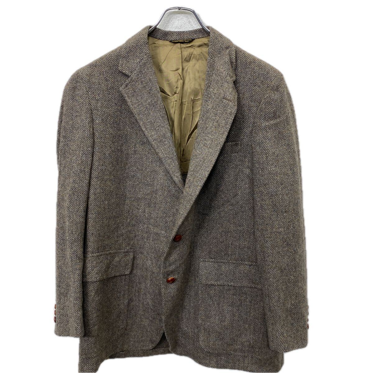 合計金額が3,980円(税込)以上の場合は、送料無料となります。(沖縄・一部離島は9800円以上）商品に興味をもって頂き、誠に有難うございます。恐れ入りますが最後までお読み頂き、ご了承の上ご購入下さい。アメリカから輸入した テーラードジャケ...