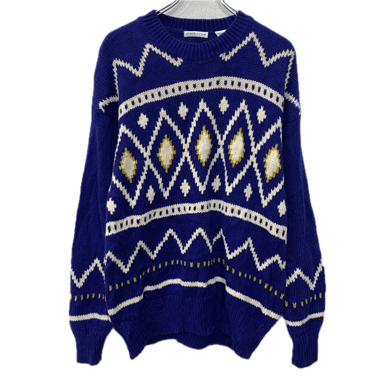 アメリカから輸入した古着になります。コンディションB特に目立つ汚れやダメージは見受けられません。サイズ表記サイズM実寸サイズ（cm）着丈 70肩幅 61身幅 54袖丈 60----------------------------------...