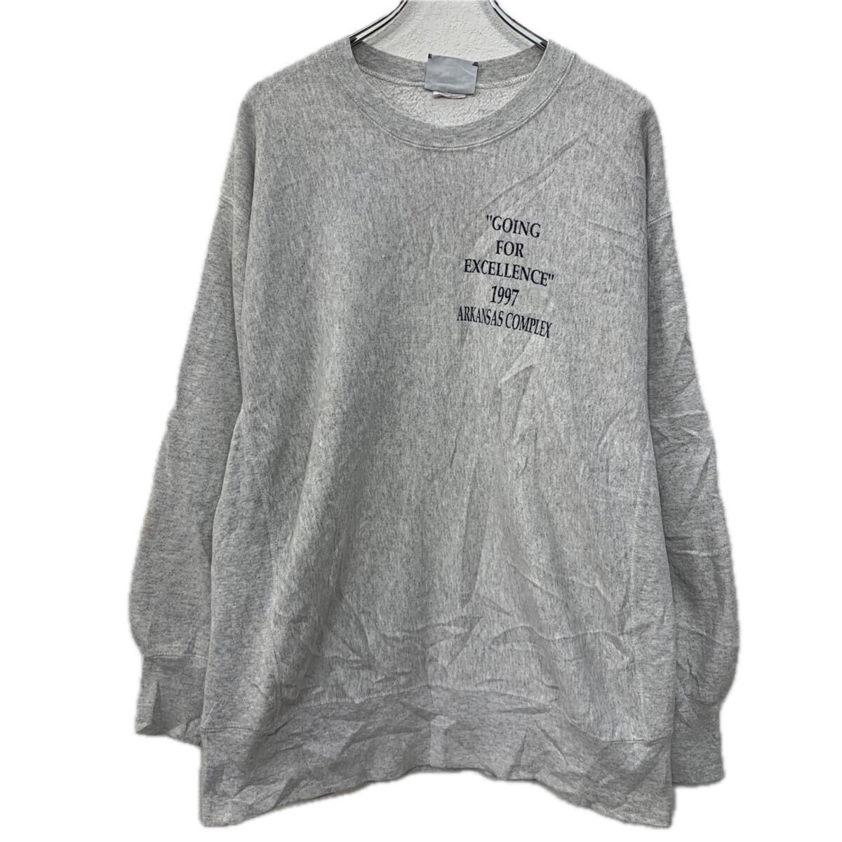 アメリカから輸入した古着になります。コンディションC前身頃、前身頃両袖、後身頃、後身頃両袖に汚れ、後身頃左側にダメージがあります。サイズ表記サイズXL実寸サイズ（cm）着丈 72肩幅 54身幅 60袖丈 59----------------...