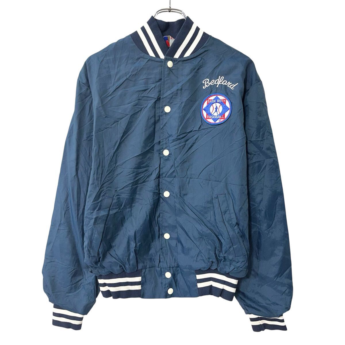 アメリカから輸入した古着になります。コンディションB特に目立つ汚れやダメージは見受けられません。サイズ表記サイズM実寸サイズ（cm）着丈 61肩幅 51身幅 60袖丈 64----------------------------------...