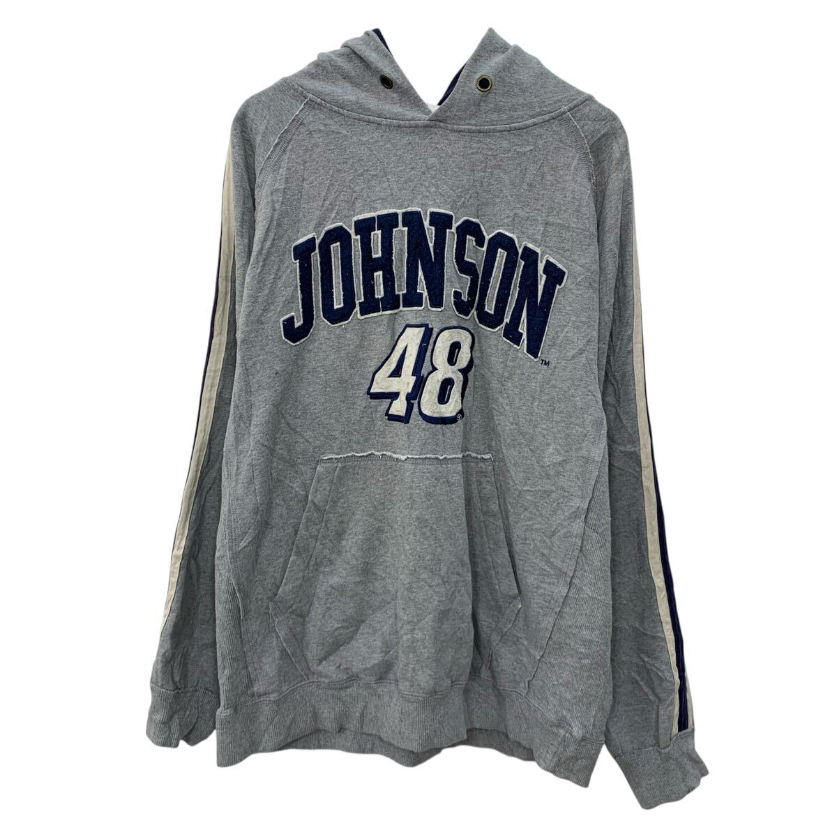 アメリカから輸入した古着になります。コンディションC前身頃、交互の両袖に汚れがあります。サイズ表記サイズL実寸サイズ（cm）着丈 72身幅 64裄丈 89-----------------------------------※コンディション...