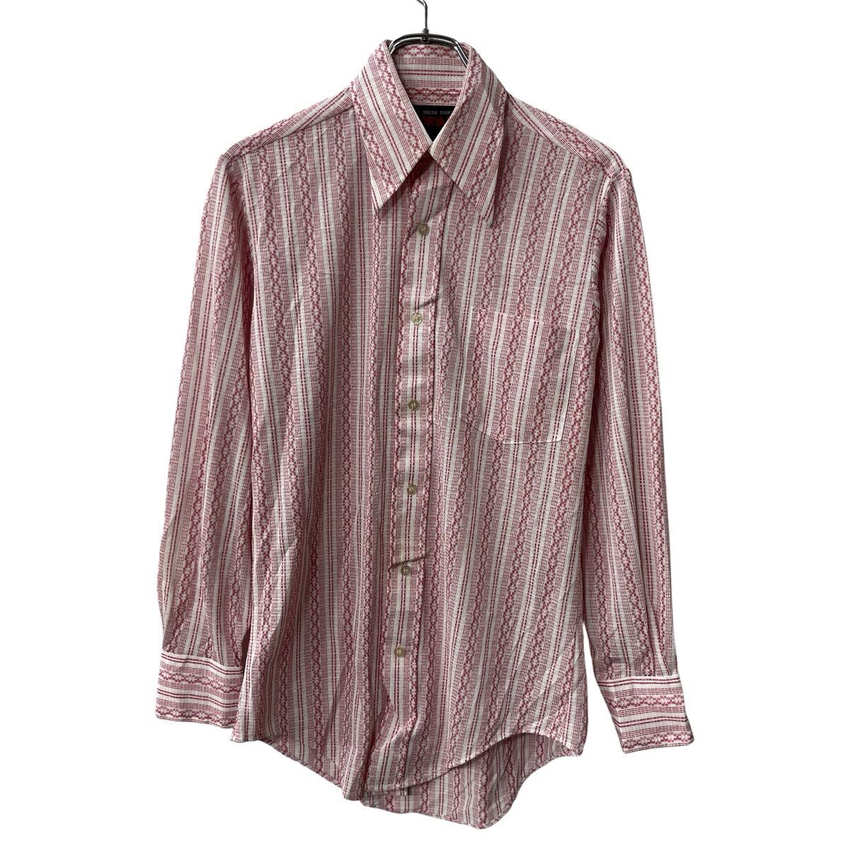 アメリカから輸入した古着になります。コンディションC前身頃に汚れがあります。サイズ表記サイズ14 1/2-32実寸サイズ（cm）着丈 79肩幅 43身幅 52袖丈 60-----------------------------------※...