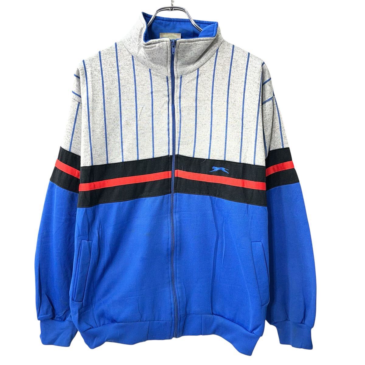 アメリカから輸入した古着になります。コンディションC前身頃、後身頃、両袖に汚れがあります。サイズ表記サイズL実寸サイズ(cm）着丈 66肩幅 55身幅 59袖丈 58-----------------------------------※コ...