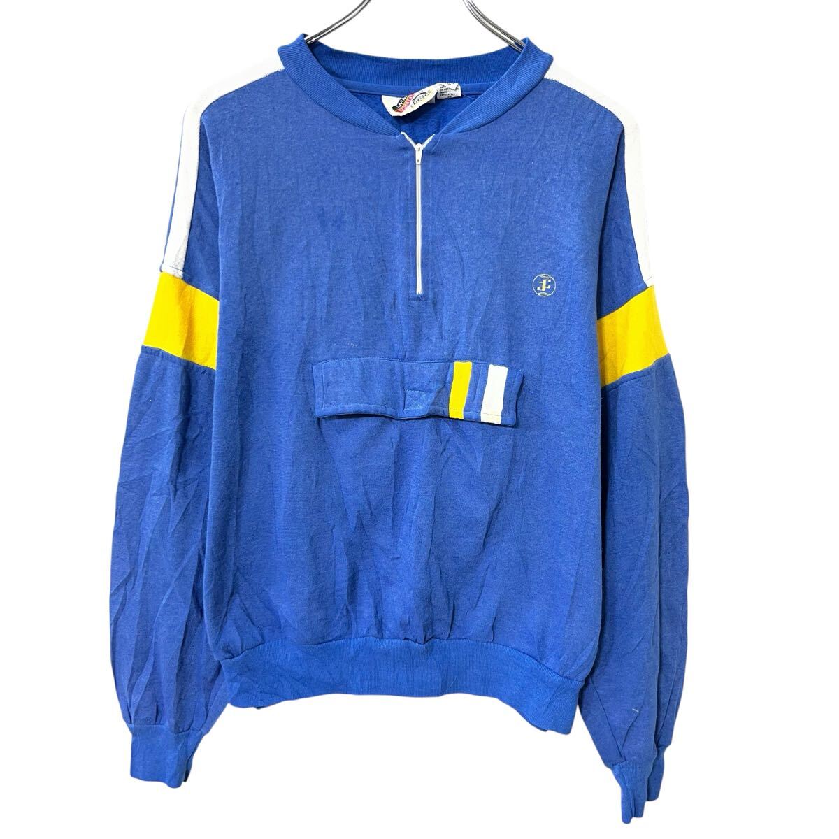 アメリカから輸入した古着になります。コンディションC前身頃、左袖に少し汚れがあります。前身頃に少し、右袖にダメージがあります。サイズ表記サイズL実寸サイズ(cm）着丈 62肩幅 67身幅 60袖丈 53-------------------...