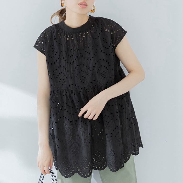 商品情報商品名Tシャツ 夏 夏服 レディース tシャツ フリル裾 花柄 透かし彫り 半袖 クルーネック トップス 薄手 涼しい 大きいサイズ 肌触りいい 柔らかい 大人可愛い きれいめ 着痩せ ゆったり 体型カバー カジュアル ファッション...