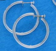 フープ イヤリング 中は空洞です。 材質：K14WG　ホワイトゴールド 主石：　なし サイズ：少し太目のパイプ輪 3mm x 直径30mm キャッチ：K14WG ネジ式 ※品質の証明書が付きます。 出荷日：購入日より約2週間程度 ★大感謝セ...