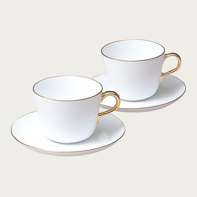商品情報サイズ【カップ】口径：約9cm【ソーサー】直径：約15cm容量約295ml(満水)材質白磁原産国日本この商品は 大倉陶園 ゴールドライン モーニング碗皿ペアセット 295ml 26CR/1001 1001/26CR コーヒーカップ ...