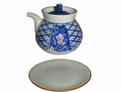 商品情報 サイズ 本体:口径5×最大径10×高さ8.5cm受皿:径10×高さ1.8cmこの商品は 瀬戸焼 祥瑞 汁注 台付 しるつぎ 醤油差し【あす楽対応】 ポイント 【在庫限り！最終放出！】 ショップからのメッセージ 4