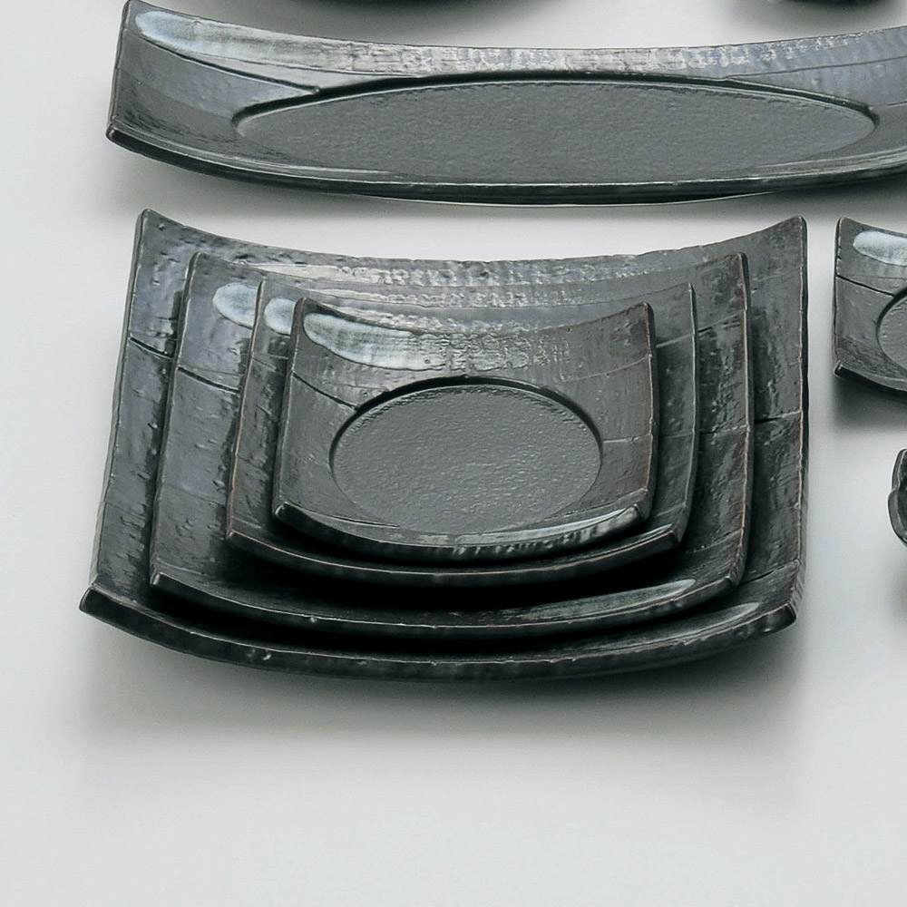 17.8×17.5×3.8cm 磁器