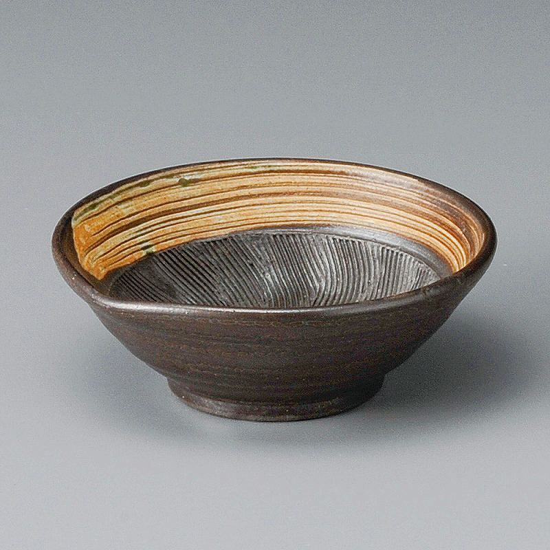 13×12.7×4.7cm