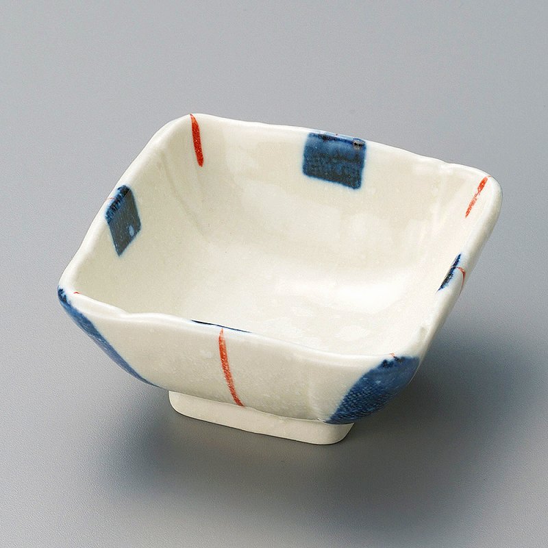 9×9×4.3cm