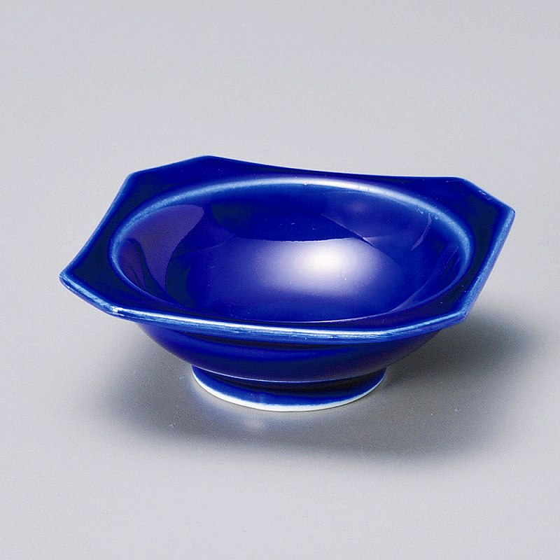 8.3×2.9cm