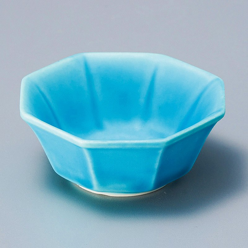 7×6.7×3cm