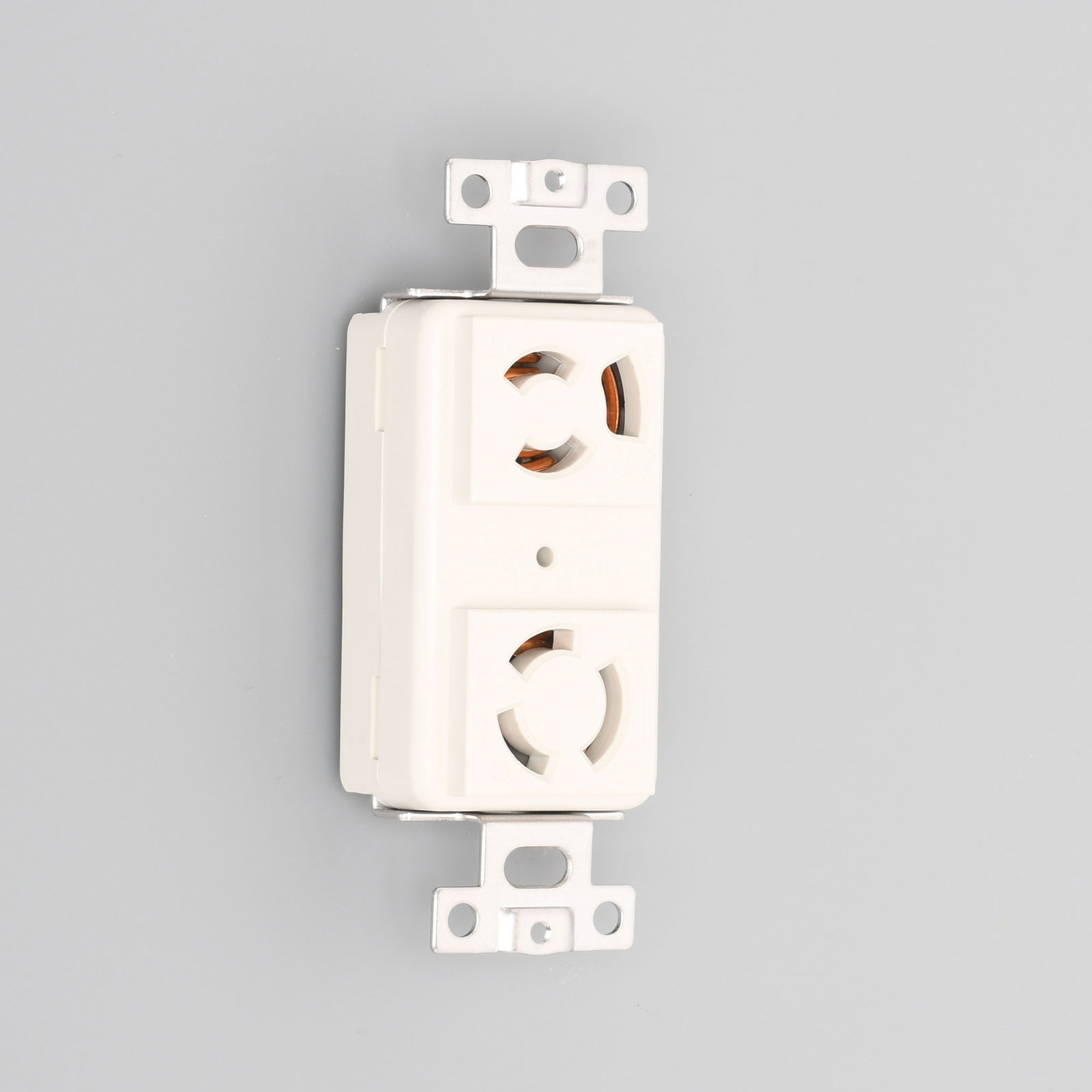 こちらの商品は外箱を開封された場合、返品交換を承ることは出来かねます。(不良商品の場合は除く) 商品の品番・仕様等を充分にご確認頂いた上でご注文ください。その他条件に付きましては支払・配送方法をご確認ください。 メーカー：アメリカン電機 接...