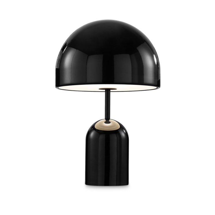 メーカー： Tom Dixon / トム・ディクソン シリーズ名：BELL（ベル） 幅：シェード：φ280mm　スタンド：φ115 高：440mm 内蔵LED：内蔵LED6W×2/無段階調光機能付き 質量：3.2kg 材質：スチール / ガ...