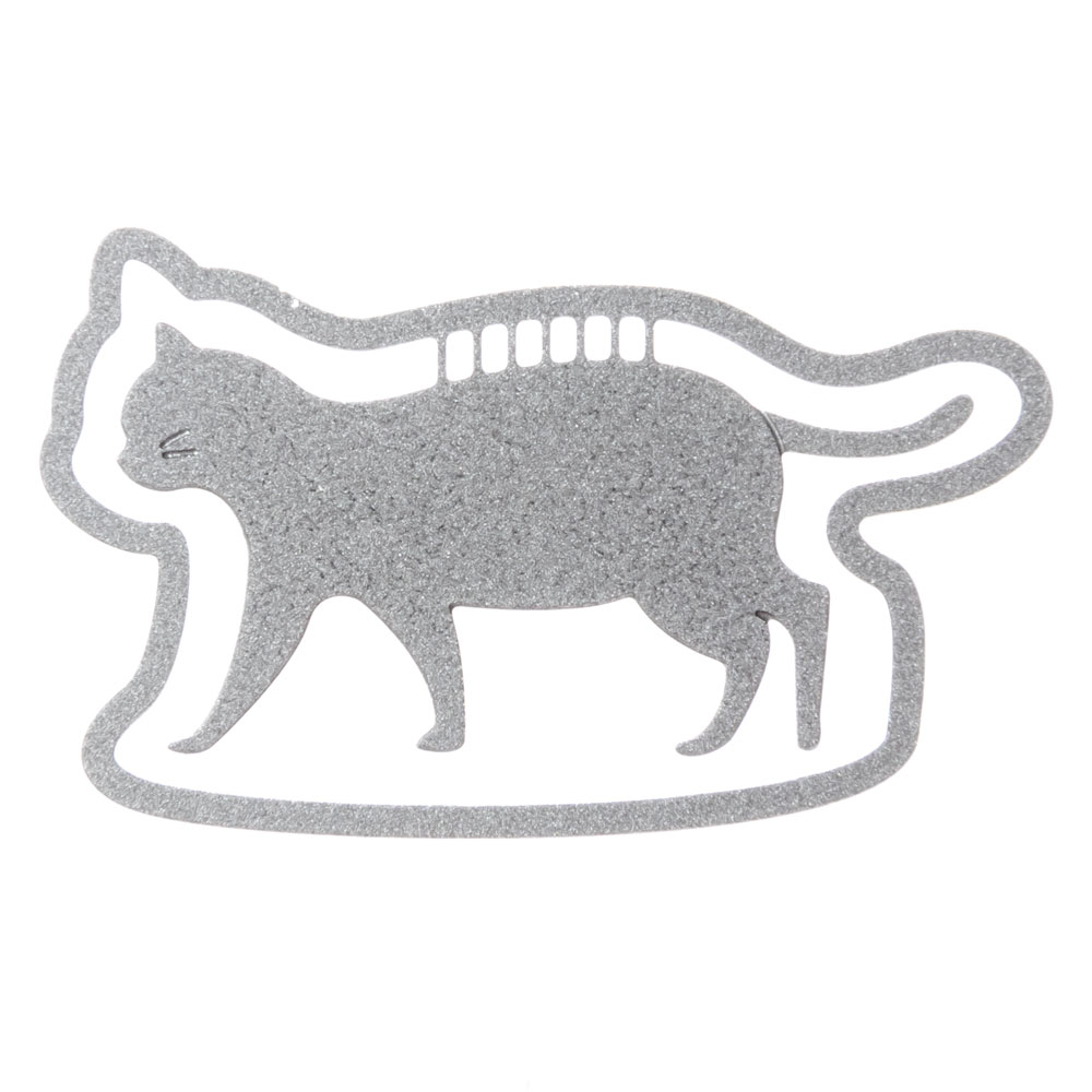 ついに見つけました！猫のクリップ。 もちろんただのクリップではなく、日本らしく精密に表現されたクリップです。 それぞれ猫の姿を精密にかたどっており、まるで一枚の写真を見ているような、そんな可愛らしさがあるシルエット。 シルバー、黒ともにマッ...