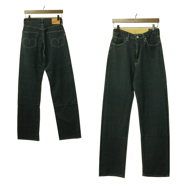 お知らせ ※画面上の色はブラウザや設定により、実物とは異なる場合があります。 ※お手持ちのアイテムと採寸比較するとより判り易い目安になります ※シワ加工の商品はサイズに若干の誤差が出る場合がございます ※ストレッチ素材等などは自然な状態で平...