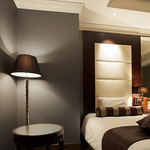 ※この壁紙は10M巻での販売となっておりますが、メーター数の変更は可能となっております。必要数によって金額の変更を行いますので、ご購入時に備考欄へご記入くださいませ。リピート縦- cm 横- cm有効幅92cm機能防かび・トップコートシック...