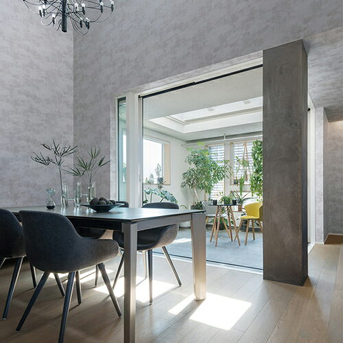 ※この壁紙は10M巻での販売となっておりますが、メーター数の変更は可能となっております。必要数によって金額の変更を行いますので、ご購入時に備考欄へご記入くださいませ。リピート縦64cm 横92cm有効幅92cm機能防カビシックハウス対策F☆...