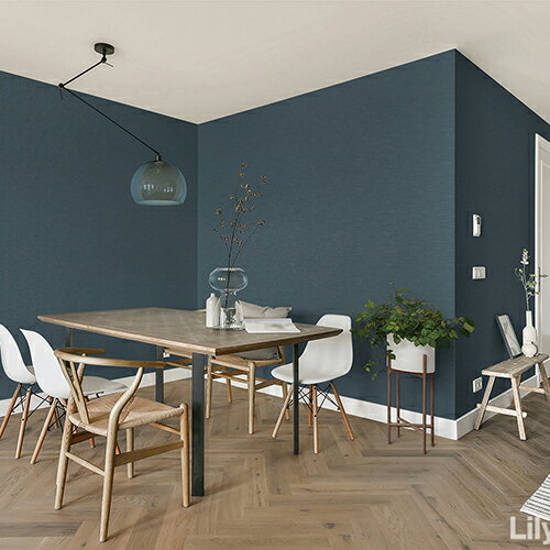 ※この壁紙は10M巻での販売となっておりますが、メーター数の変更は可能となっております。必要数によって金額の変更を行いますので、ご購入時に備考欄へご記入くださいませ。リピート縦21cm 横30.7cm有効幅92cm機能防カビ・トップコートシ...