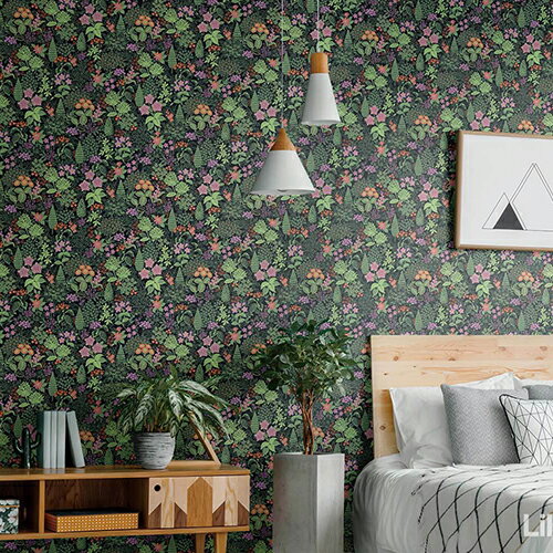 ※この壁紙は10M巻での販売となっておりますが、メーター数の変更は可能となっております。必要数によって金額の変更を行いますので、ご購入時に備考欄へご記入くださいませ。リピート縦64cm 横92.5cm有効幅92.5cm機能防かびシックハウス...