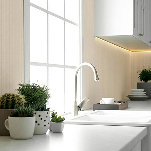 ※この壁紙は10M巻での販売となっておりますが、メーター数の変更は可能となっております。必要数によって金額の変更を行いますので、ご購入時に備考欄へご記入くださいませ。リピート縦-cm 横18.5cm有効幅92.5cm機能防かび・抗菌・消臭・...