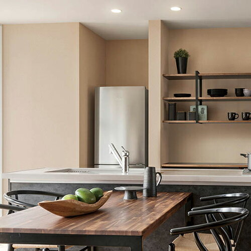 ※この壁紙は10M巻での販売となっておりますが、メーター数の変更は可能となっております。必要数によって金額の変更を行いますので、ご購入時に備考欄へご記入くださいませ。リピート縦-cm 横-cm有効幅92cm機能防かび・抗菌・表面強化・トップ...