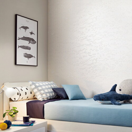 ※この壁紙は10M巻での販売となっておりますが、メーター数の変更は可能となっております。必要数によって金額の変更を行いますので、ご購入時に備考欄へご記入くださいませ。リピート縦64cm 横92cm ステップ柄合せ有効幅92cm機能防カビシッ...