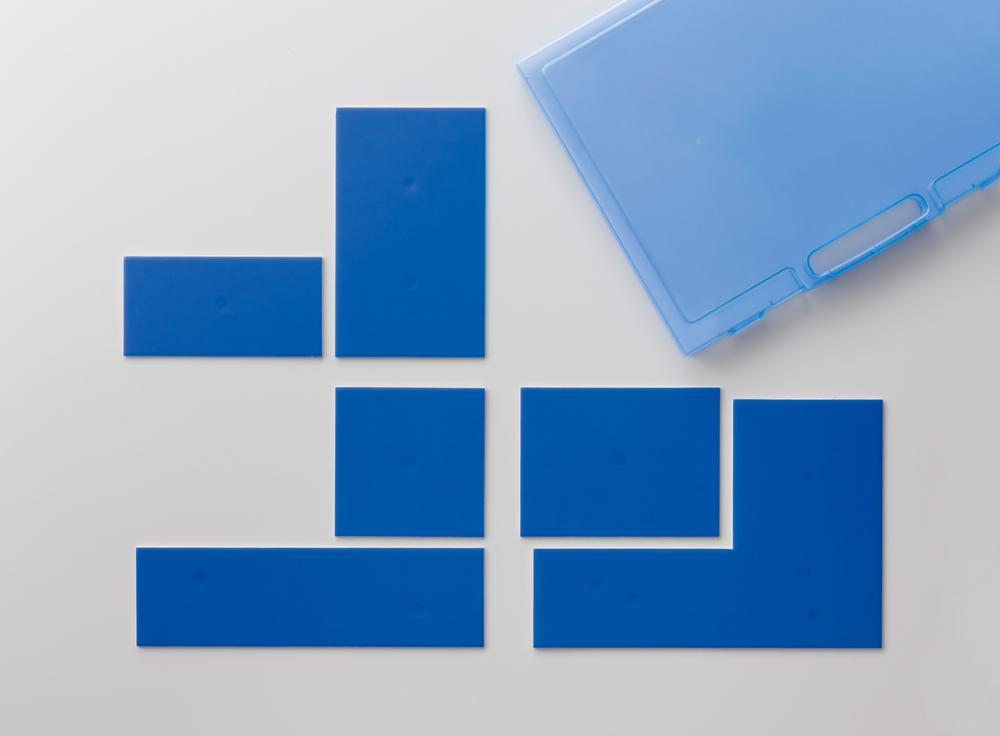 　製品名 面積を複数の四角形に分けて考えよう！　 　内容量・サイズ 【サイズ】最大パネル：350×250×4mm【質量】0.7kg【材料】発泡PP、PP、磁石【セット内容】●パネル：6●ケース：1　 　製品説明 ●複数の四角形に分割して考え...