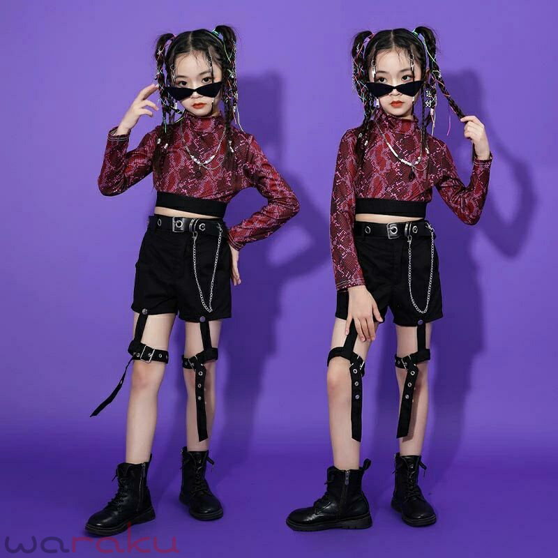 商品説明 商品内容 トップス、パンツ、ベルト アクセサリーなどが含まれません 素材 ポリエステルなど 生産国 中国 サイズ 110:バスト64cm 着丈26cm 袖丈41.0cm パンツ丈54cm ヒップ72cm 120:バスト68cm 着...