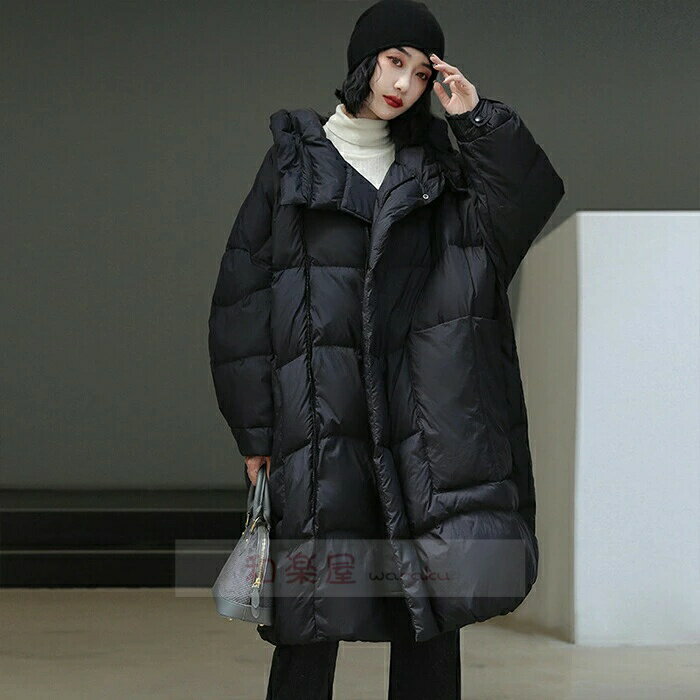 サイズ 【F】着丈100cm　バスト160cm　 素材 ポリエステル95以上 備考 ビッグシルエットで圧倒的な存在感が魅力のダウンコート。 元々は、アメリカ軍の特殊部隊のために開発されたことが由来のコート。 古着のような風合いで、包み込むよ...