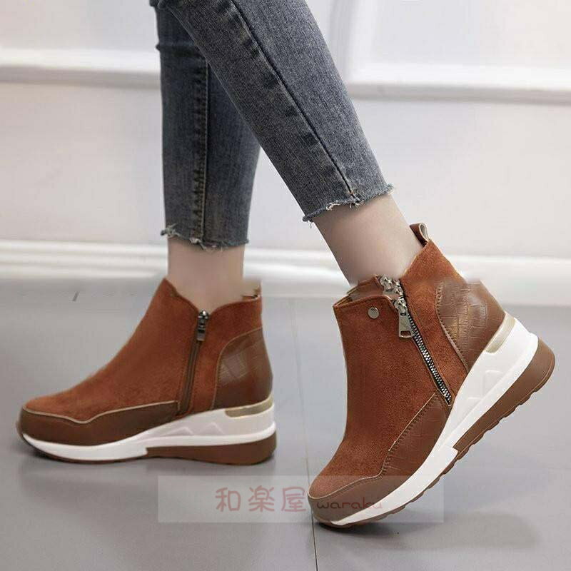 商品詳細カラー:/A01/A02/A03/A04サイズ:/22.5(35)/23(36)/23.5(37)/24(38)/24.5(39)/25(40)/25.5(41)/26(42)商品説明美脚と歩きやすさを揃って太ヒールショートブーツが...