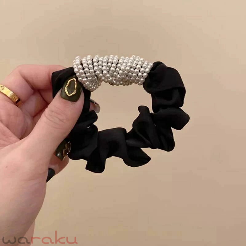 商品説明 商品内容 ヘアゴム 素材 ポリエステル・ゴム 生産国 中国 サイズ フリーサイズ ※平置き採寸になります。実際のサイズとは誤差が出る場合がございますので、参考サイズとしてご覧ください。 注意書き ※商品写真は、できる限り現品を再現...
